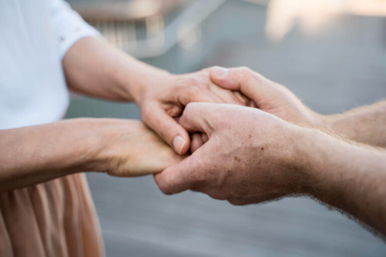 Dream Of Dead Person Coming Back To Life: Loved One? 7 Signs!
